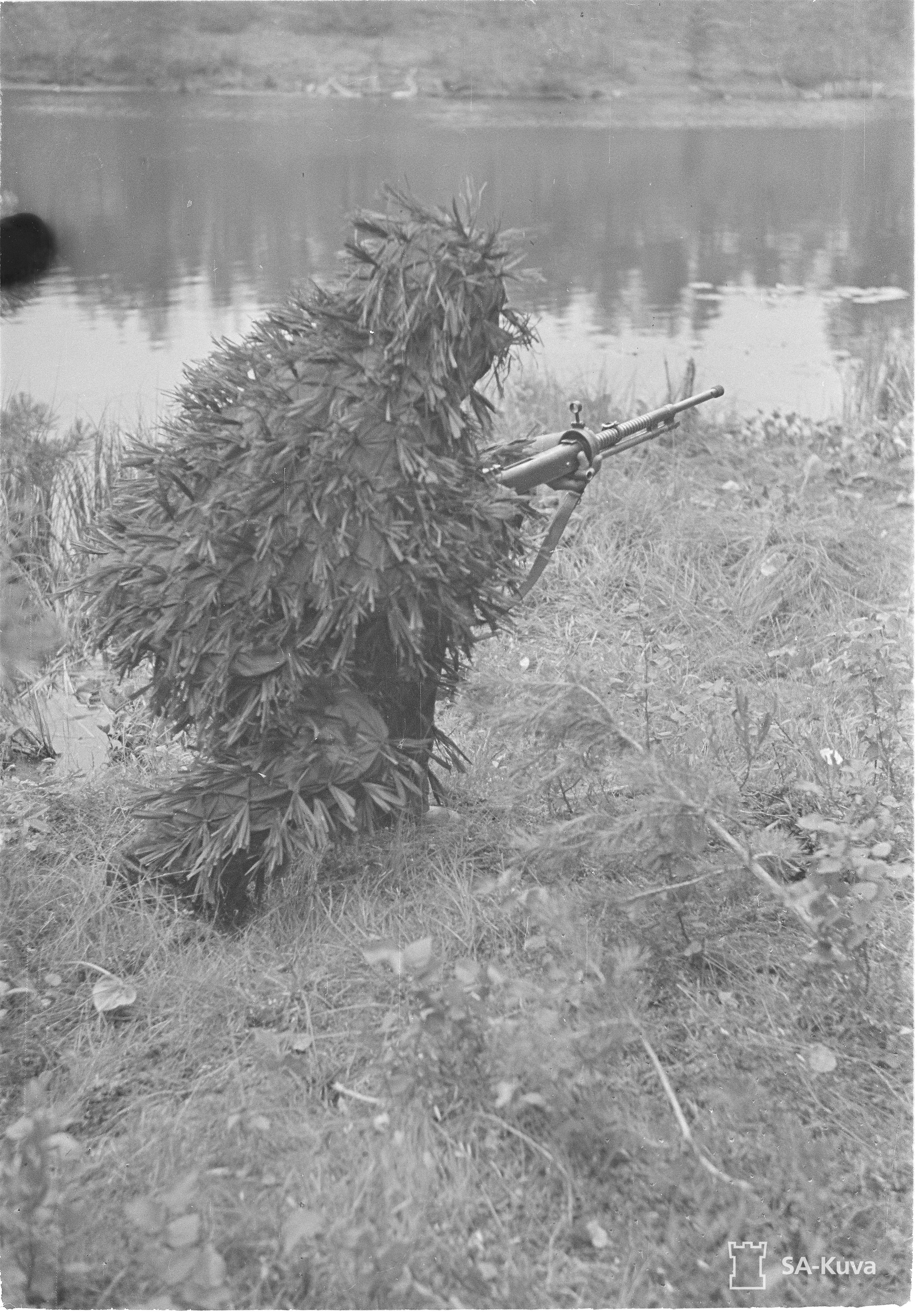 Russian sniper after being captured by Finnish forces [500x725 ...